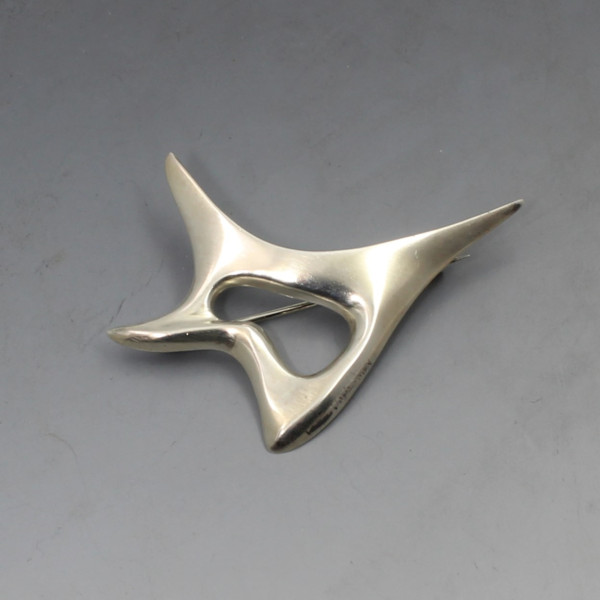 Ernest Blyth for Ivan Tarratt Ltd Silver Amoeba Brooch