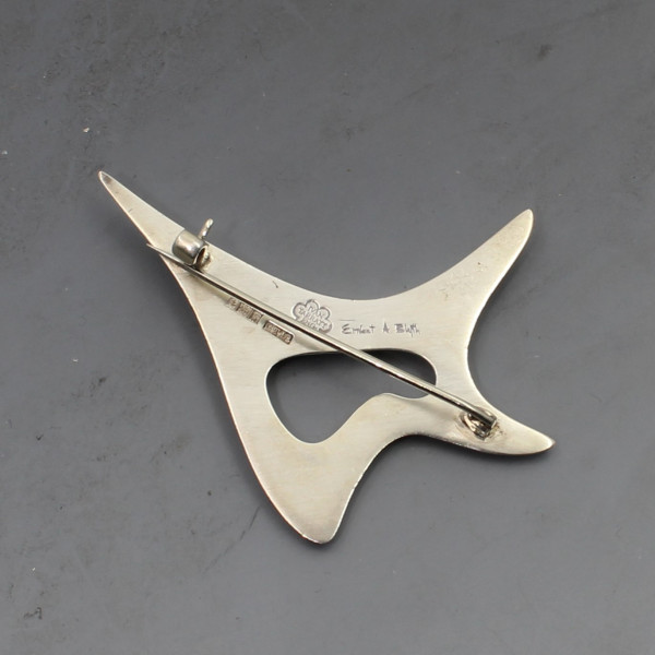 Ernest Blyth for Ivan Tarratt Ltd Silver Amoeba Brooch