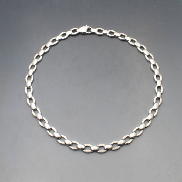 Decorative Silver Chain Necklace 17.5 Inches