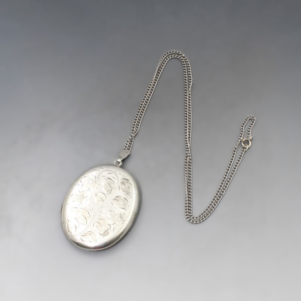 Large Silver Openable Locket