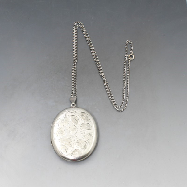 Large Silver Openable Locket