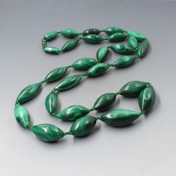 Malachite Ovals Bead Necklace