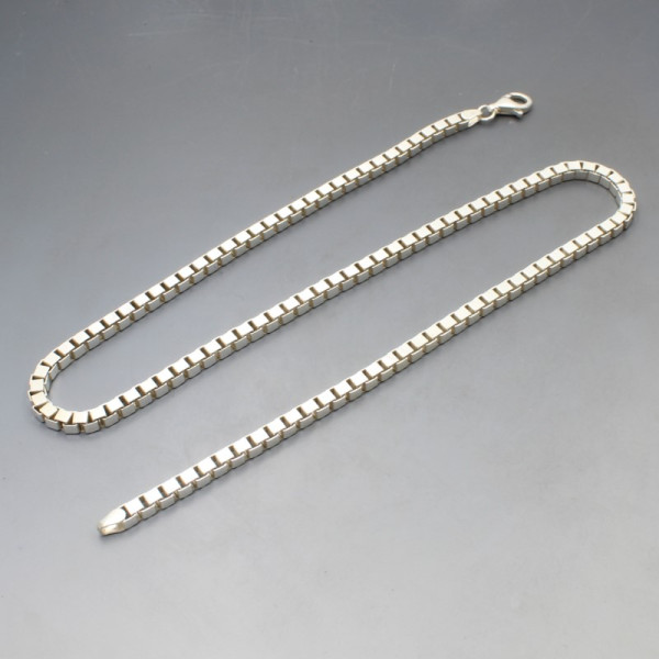 Silver Box Chain Necklace - 18 Inches