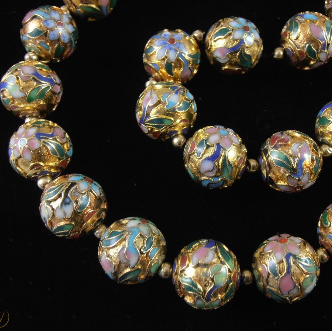 Beaded Necklaces - The Ultimate Guide