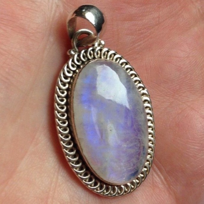 Different Types and Colours of Moonstone